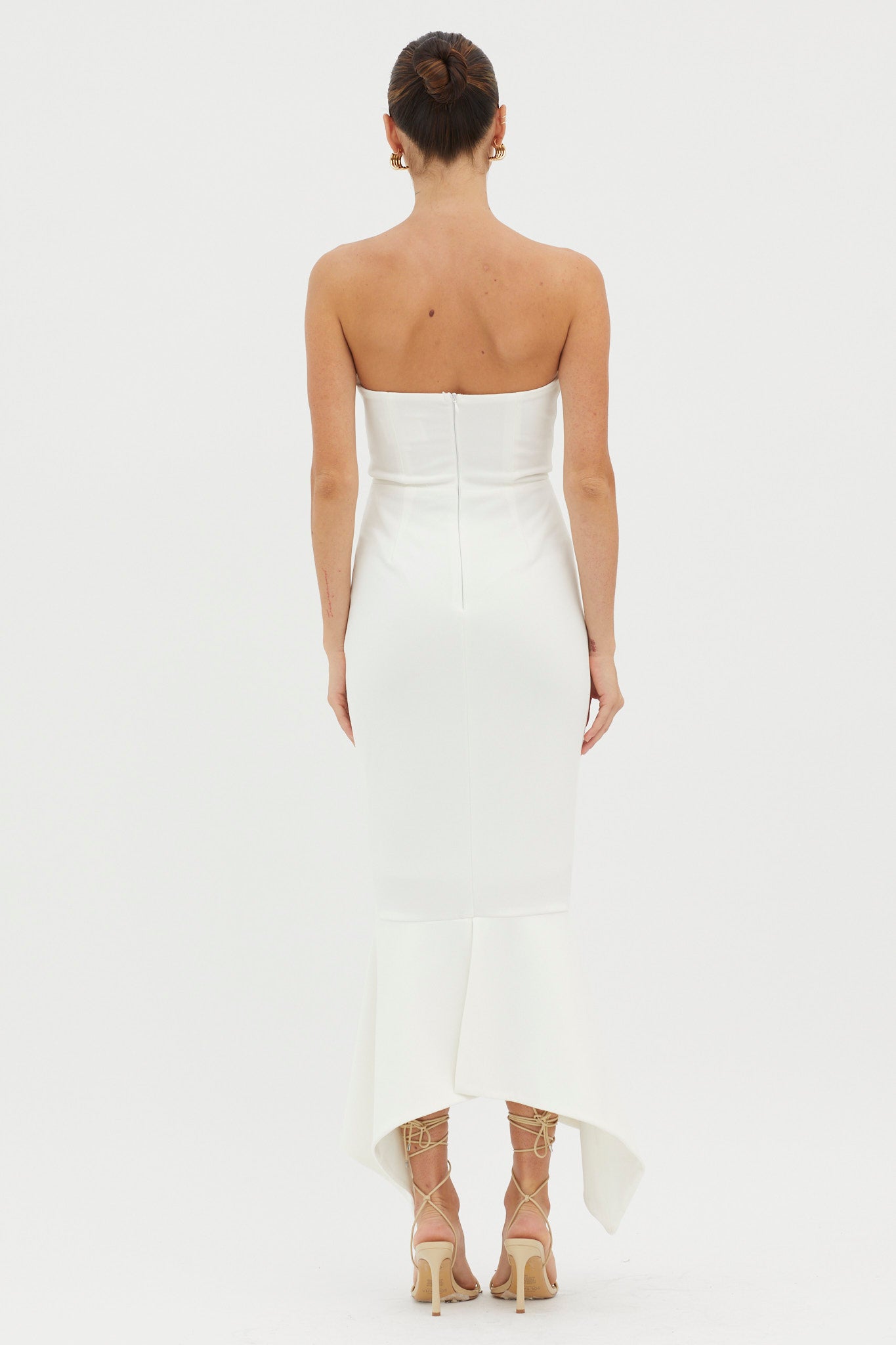 Sharona Strapless Gathered Midi Dress White– Selfie Leslie