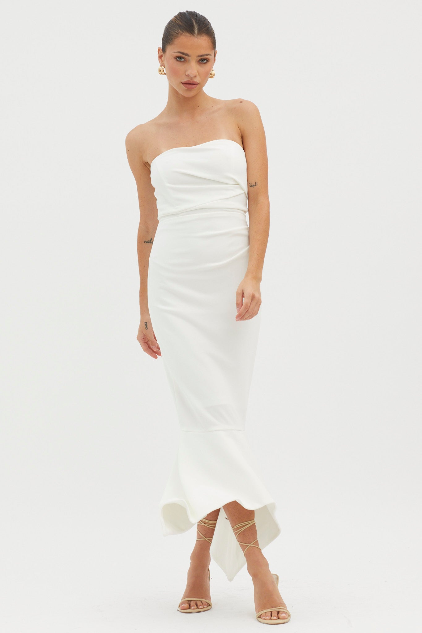Sharona Strapless Gathered Midi Dress White– Selfie Leslie