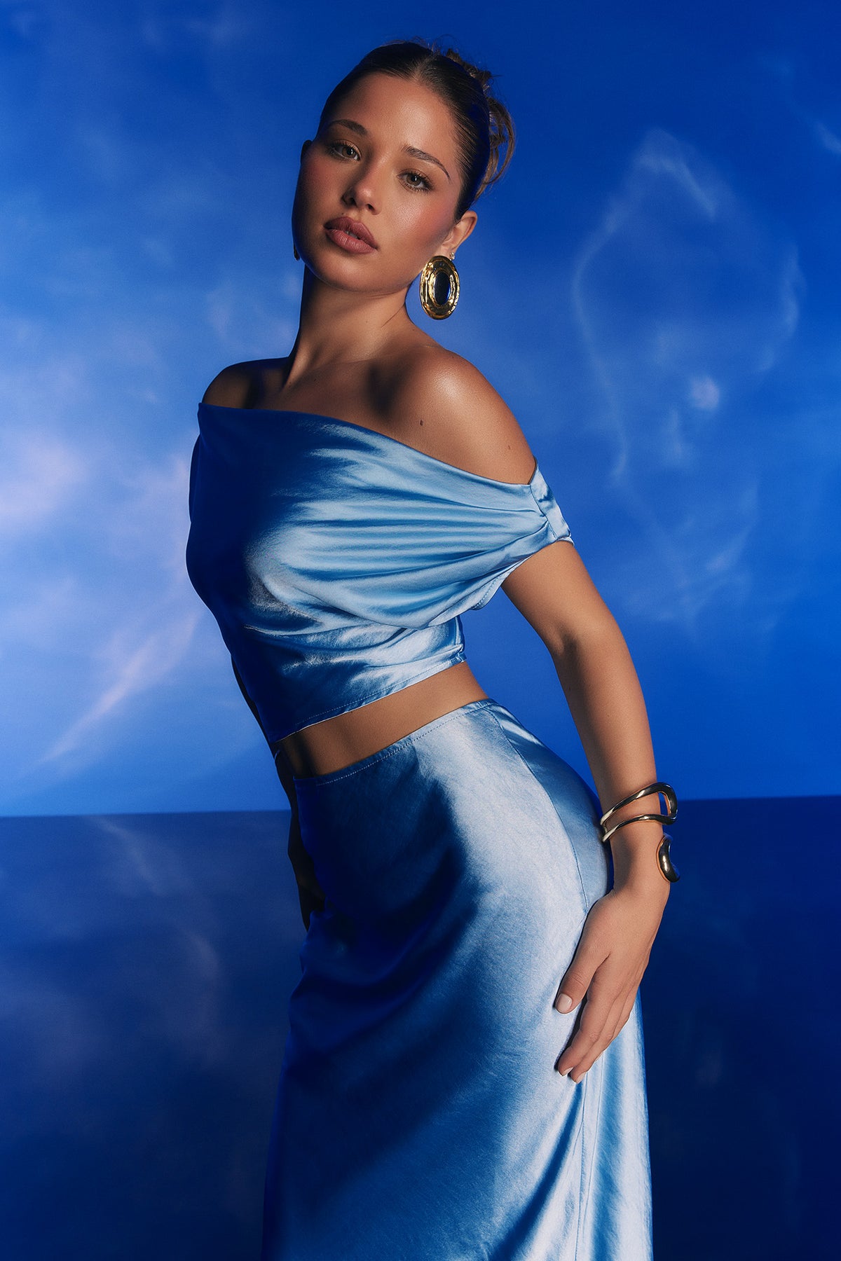 Alivya On-Off-Shoulder Satin Top Blue– Selfie Leslie