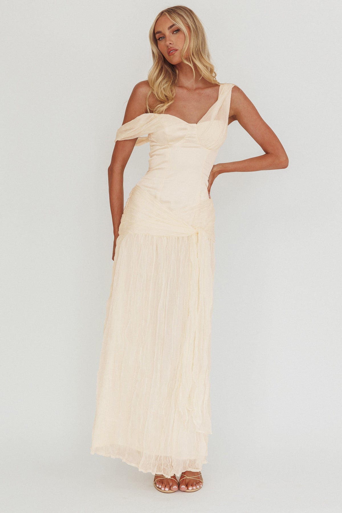 Keia Crepe Chiffon One-Shoulder Maxi Dress Oyster– Selfie Leslie