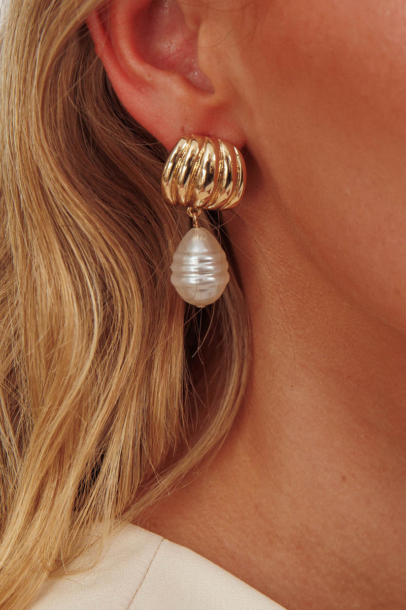Shop the Andi Ridged Pearl Drop Stud Earrings Gold/Pearl