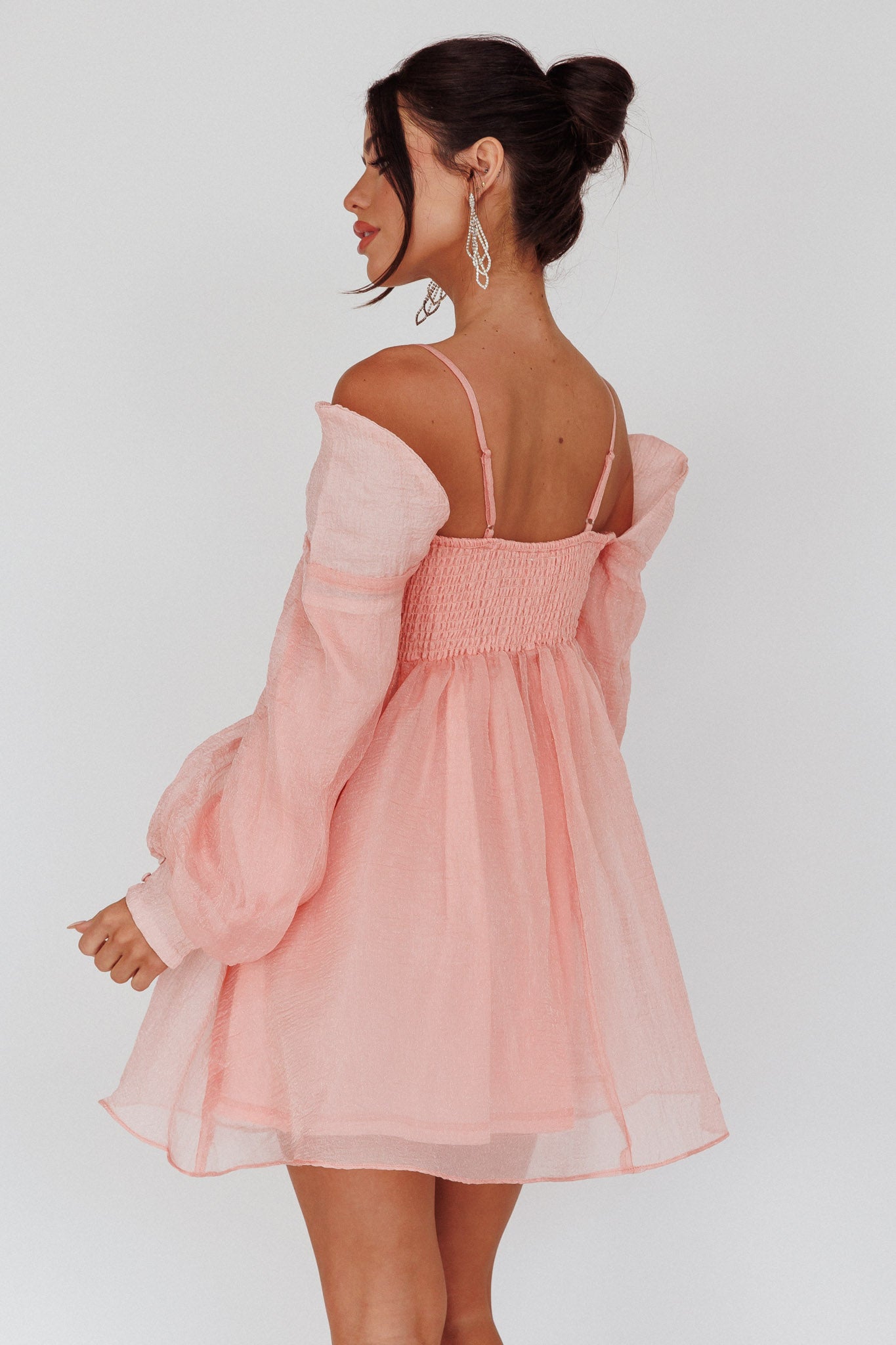 Shop the Yasi Long Sleeve Babydoll Mini Dress Peach | Selfie Leslie