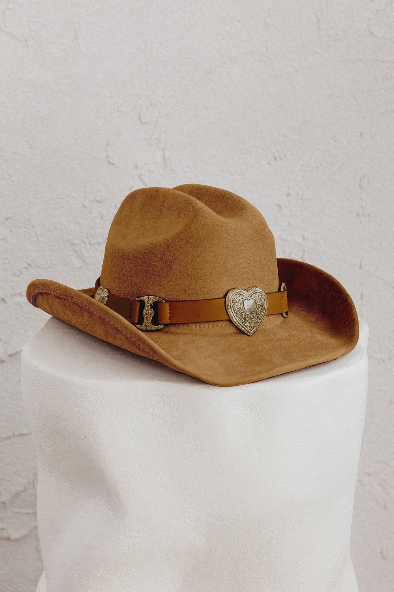Longhorn Heart Decoration Cowboy Hat Brown | Selfie Leslie
