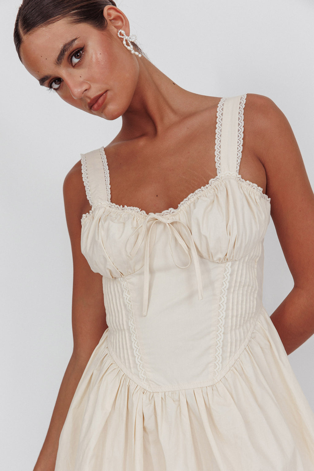 Florabella Corset Bodice Bow Mini Dress Cream– Selfie Leslie