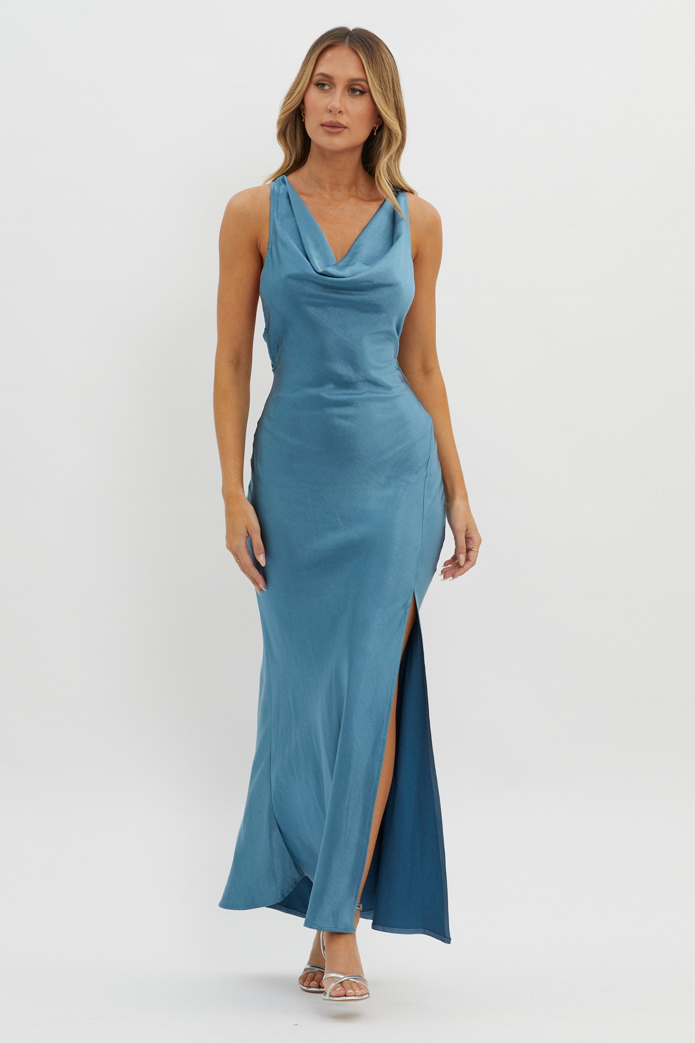 Shop the Gwendelynn Floral Back Strap Dress Blue | Selfie Leslie