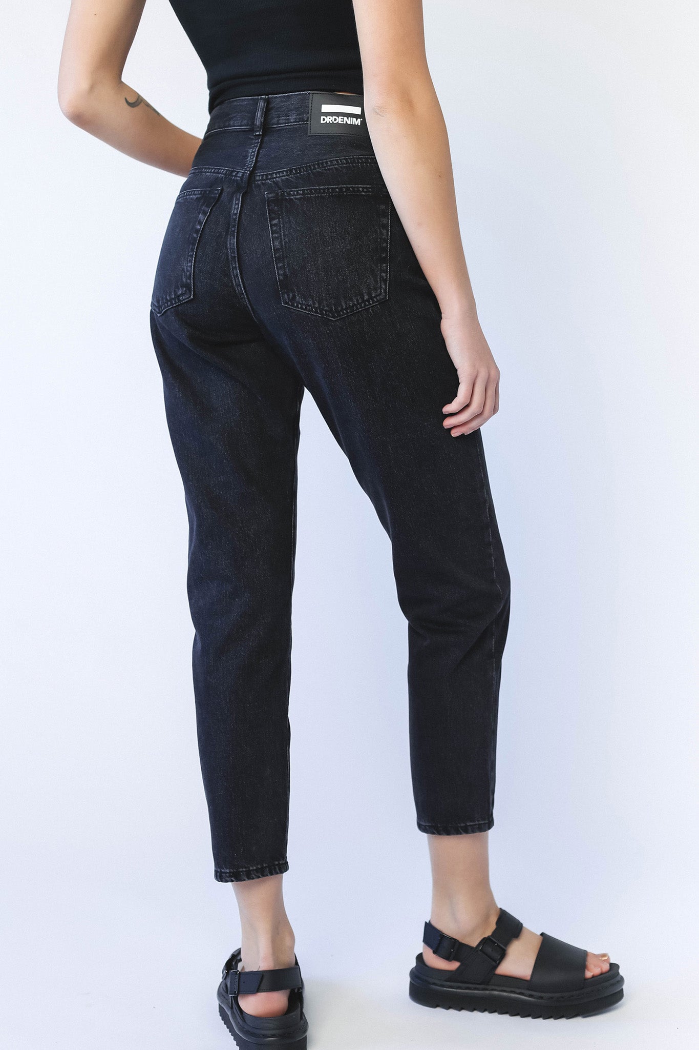 Shop the DR DENIM Nora Jeans Black Retro