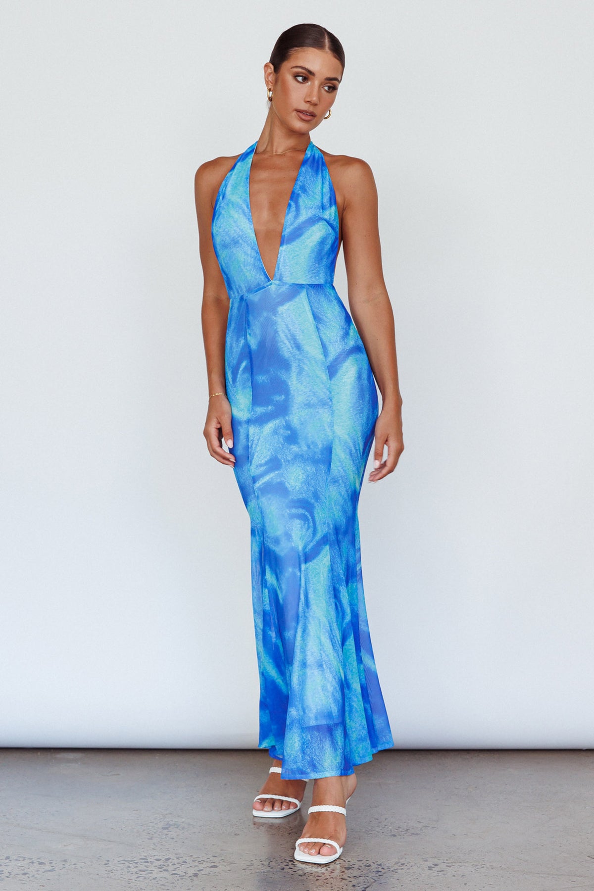Mayah Halterneck Maxi Dress Printed Blue | Selfie Leslie